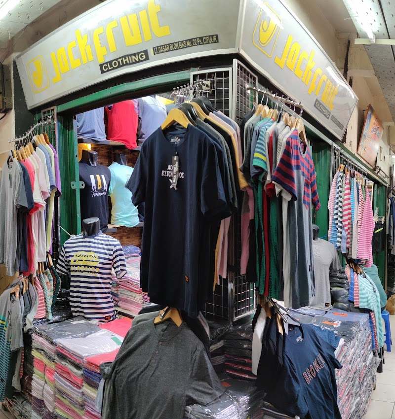 10 Rekomendasi Toko Baju Terbaik di Jakarta Selatan (2023)