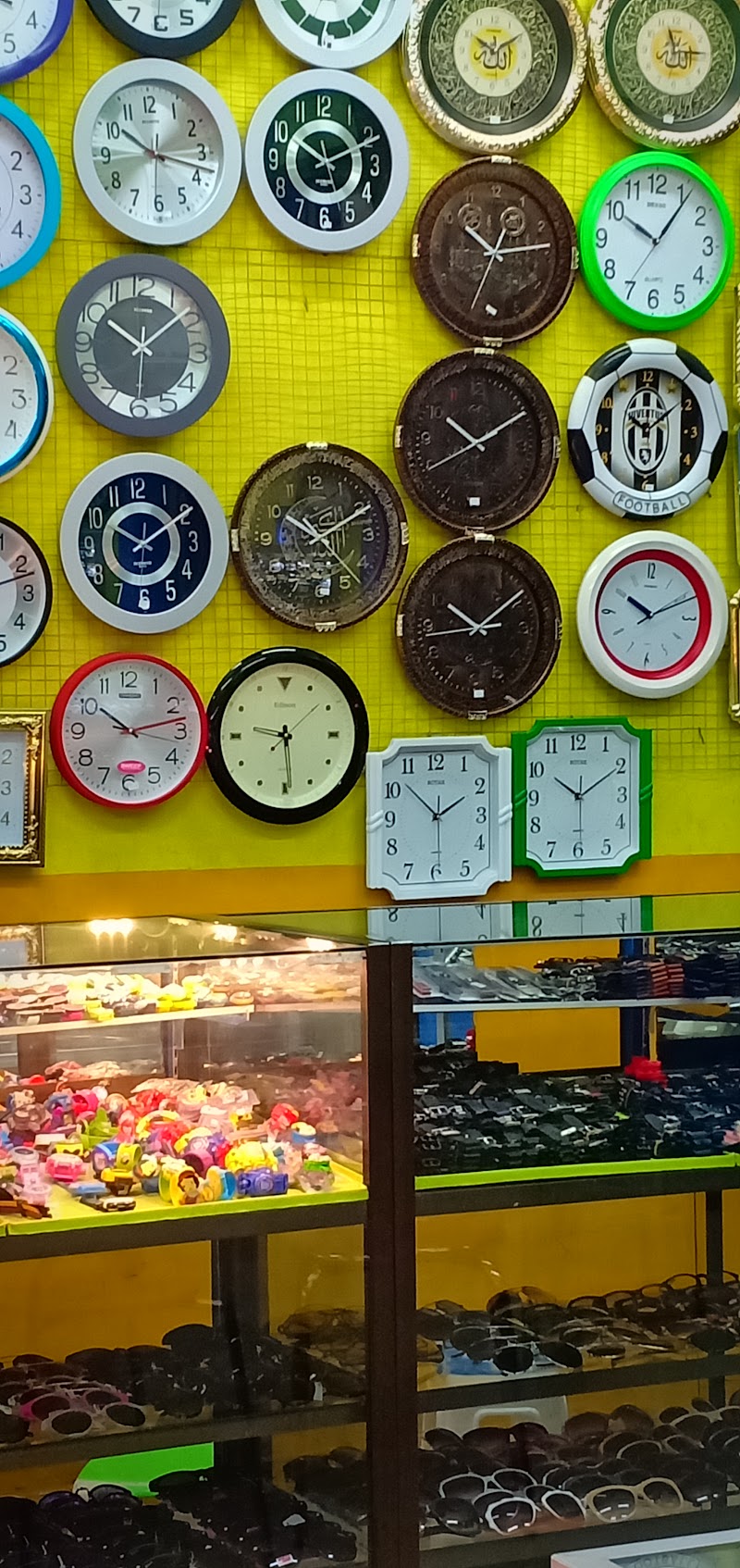 5 Toko Jam Tangan Terbaik di Kulonprogo ⌚ (Lengkap & Murah)